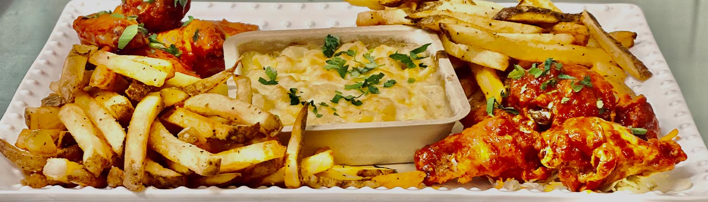 Willie's Kitchen Serves Chicken Sandwiches in Oakland, CA 94607